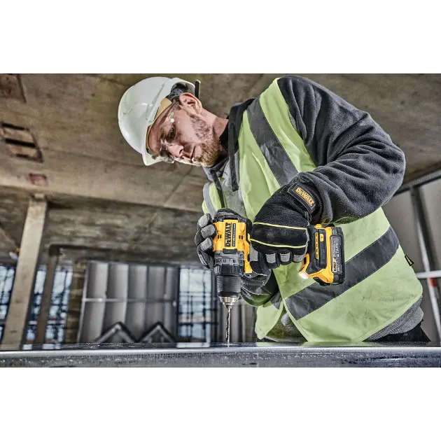 DeWALT Gereedschap - 18V ACCU Schroef-/boormachine DCD800NT | Sanitino.nl