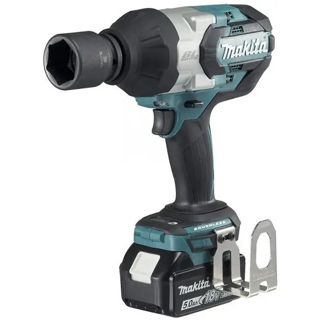 Makita Unelte - Mașină de înșurubat (cheie) cu impact pe acumulator de 18V, 2x acumulator 5,0 Ah ...