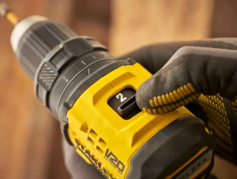 Stanley - 18V Akku-Bohrschrauber, ohne Akku und Ladegerät SFMCD714B-XJ | Sanitino.at